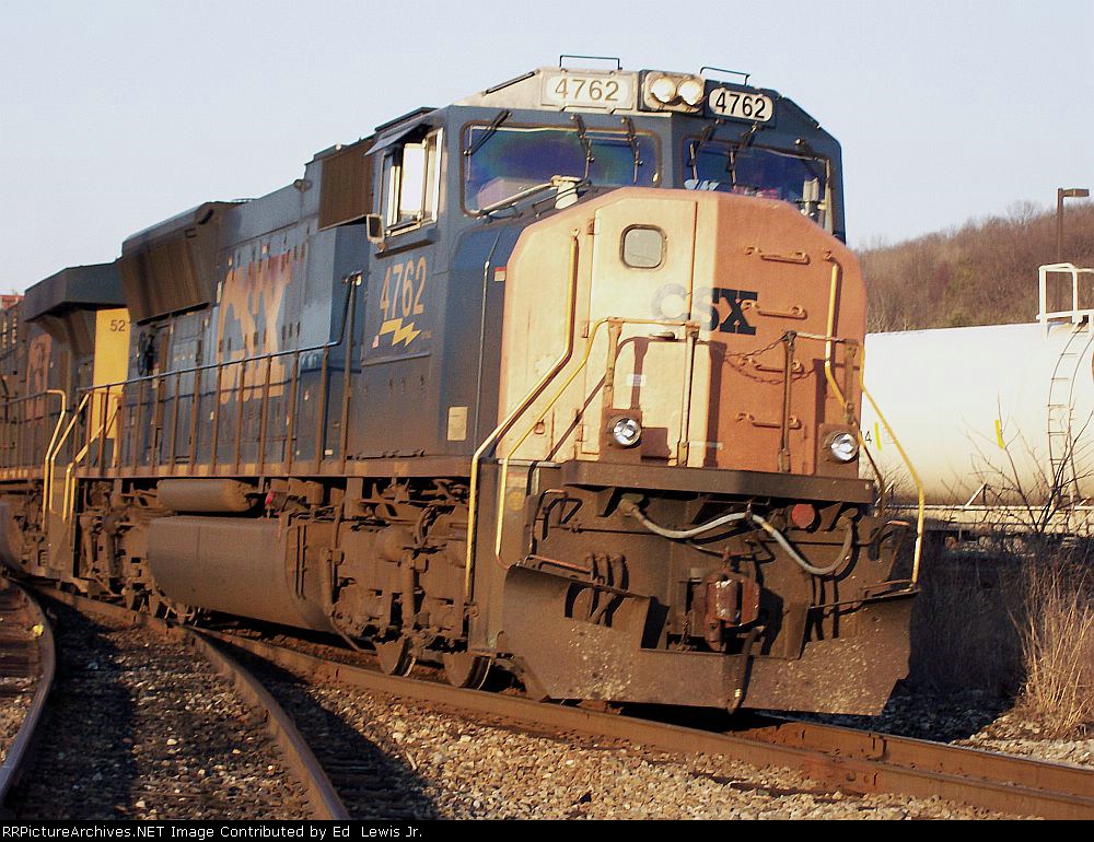 CSX 4762